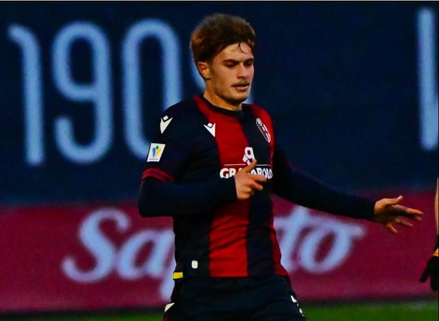 FOTO-LAJM/ “Diamant” i futbollit shqiptar që po shkëlqen me Bolognan ...